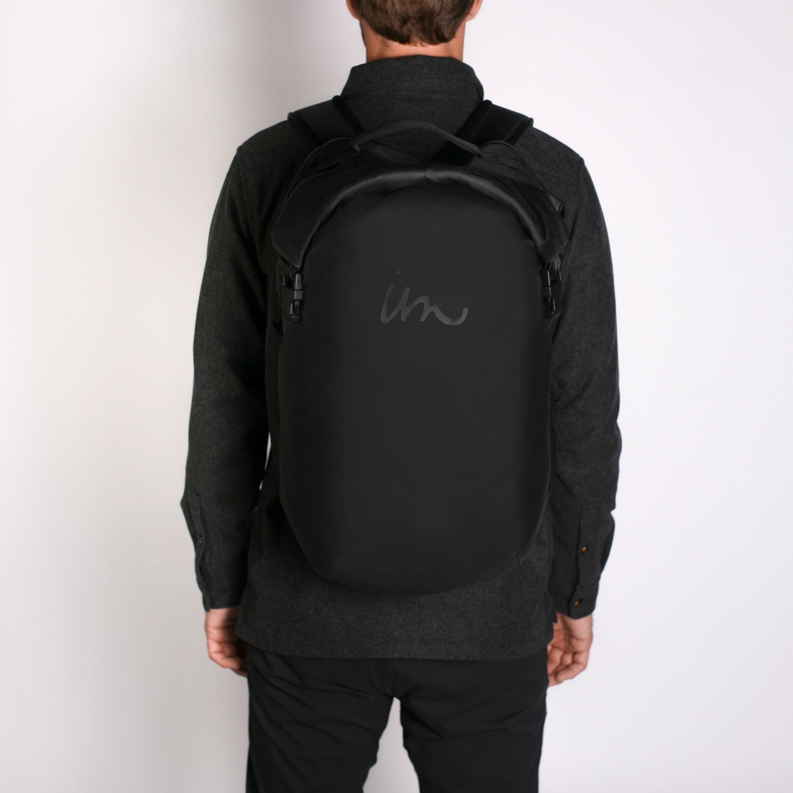 Shuttle 40L Backpack Black – Imperial Motion